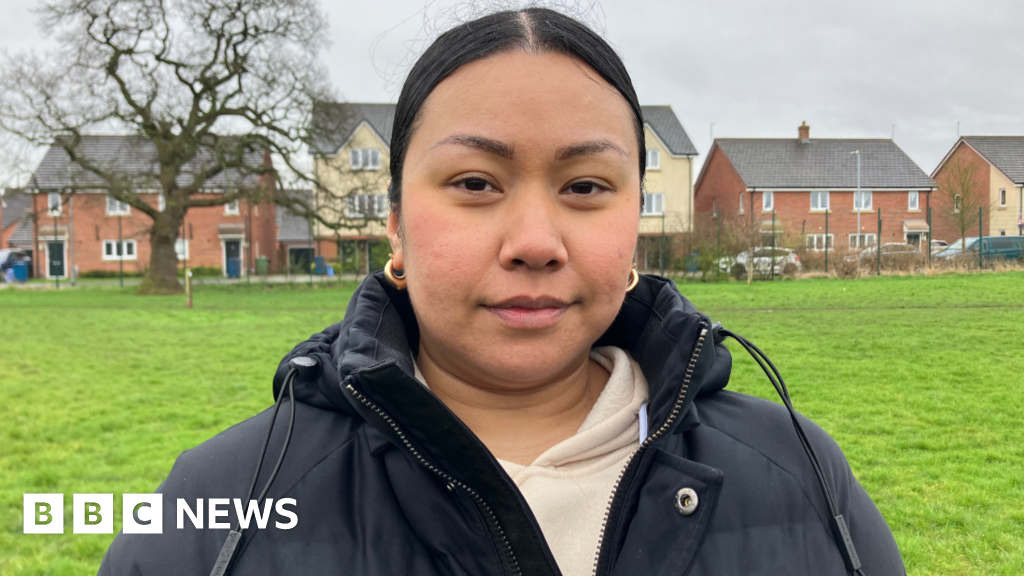 Stafford MoD housing estate residents fear more break-ins - BBC News