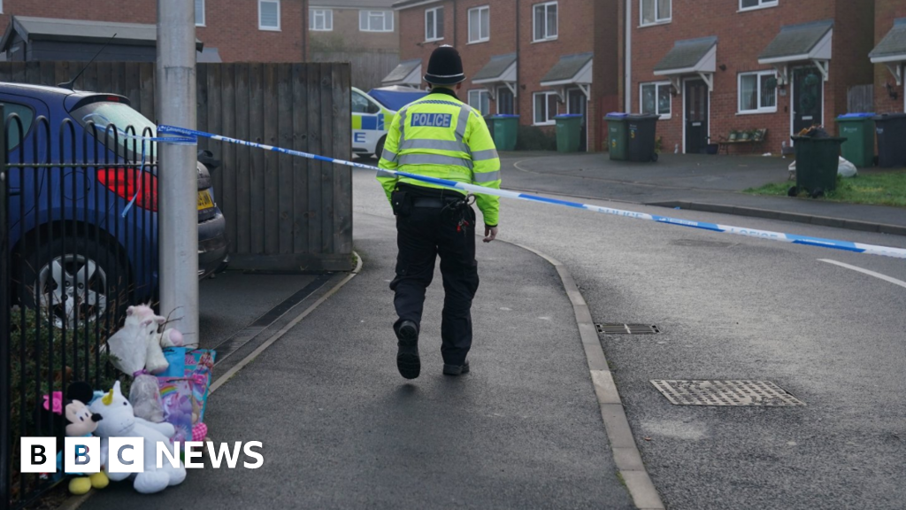 Rowley Regis: Tributes laid after girl, 10, found dead in house