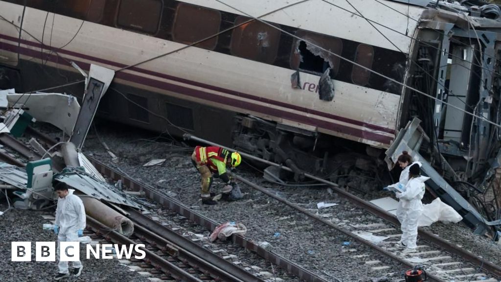 Spanish PM vows to find cause of deadly high-speed train crash