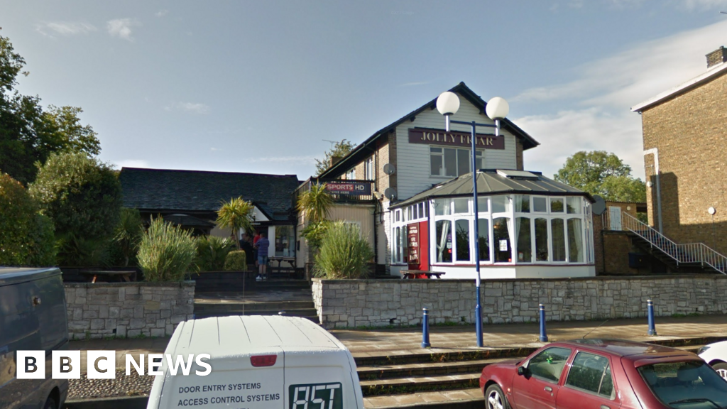 Man left unconscious after group assault near Basildon pub