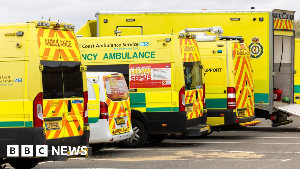 South East Coast Ambulance Service adopts automated text system - BBC News