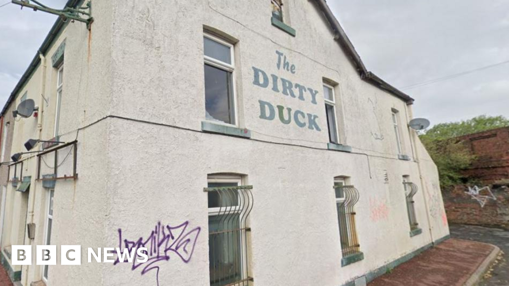 Barrow's Dirty Duck could become 14-bedroom HMO - BBC News