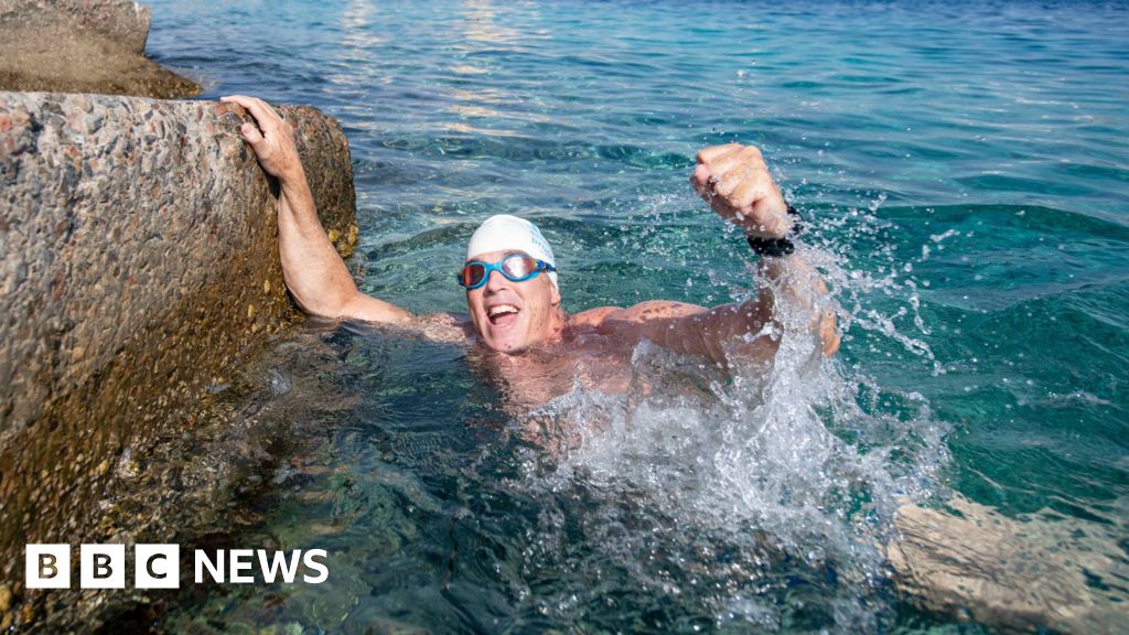Plymouth swimmer Lewis Pugh tackles waters where Jaws was filmed