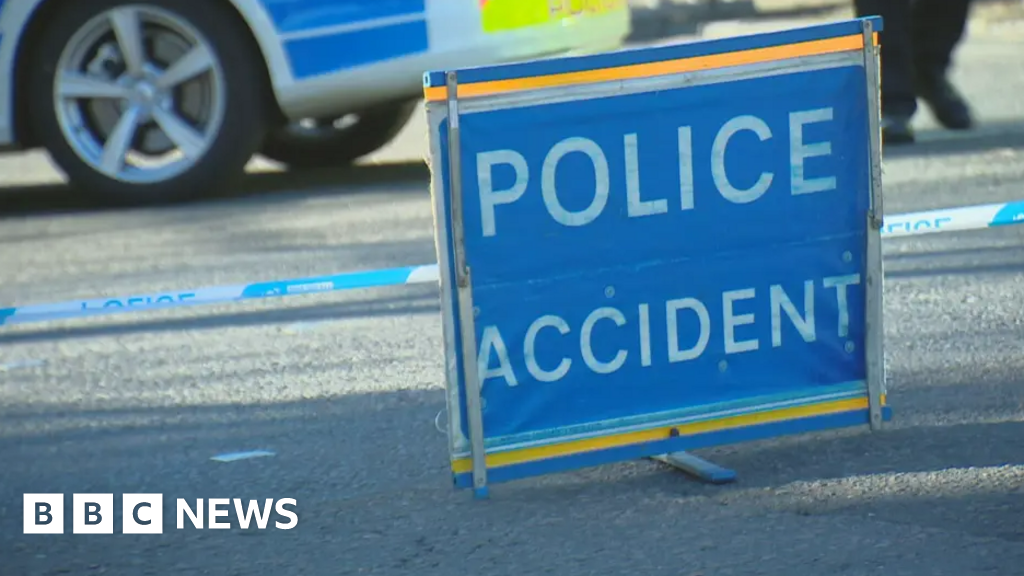 Girl Four In Critical Condition After Being Hit By Car In Glasgow