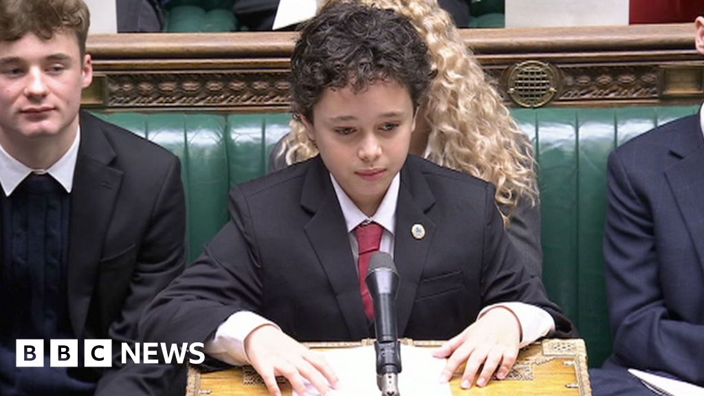 Ten-year-old boy is youngest ever to speak in Commons - BBC News