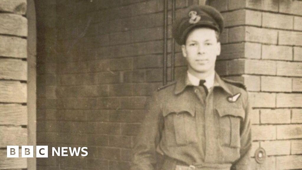 Family visit to WW2 Halifax bomber crash site 'overwhelming'