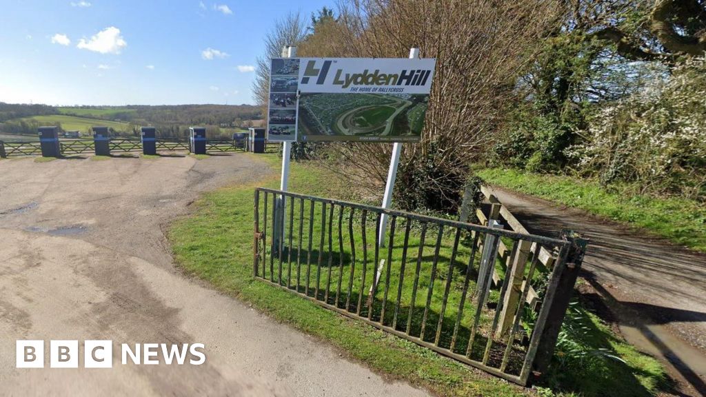 Motorcyclist dies at Kent racetrack