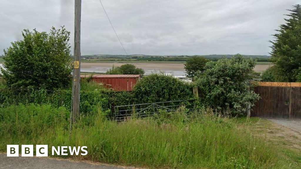 The Wholelife Project: New buildings for Devon rural scheme - BBC News