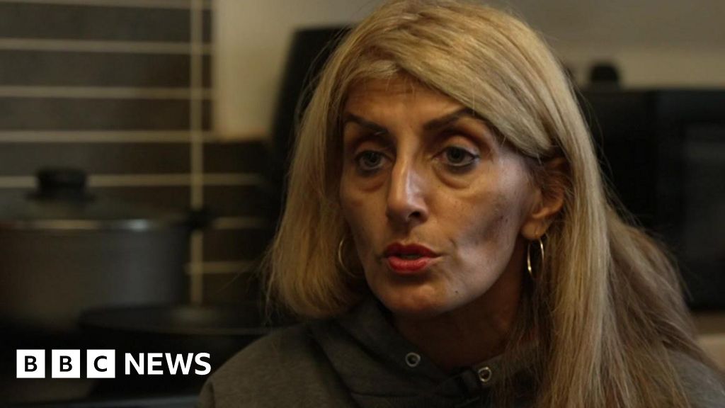 Wait for Salford cladding repairs 'making us ill', residents say - BBC News