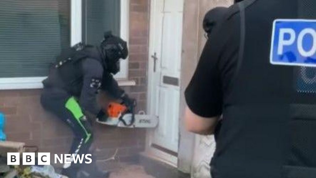 Ten detained in human trafficking and drugs raids in Stone