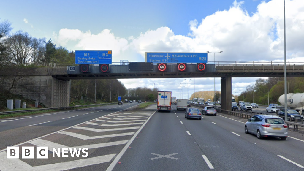M25: Surrey Police appeal following Christmas Day crash near M3 ...