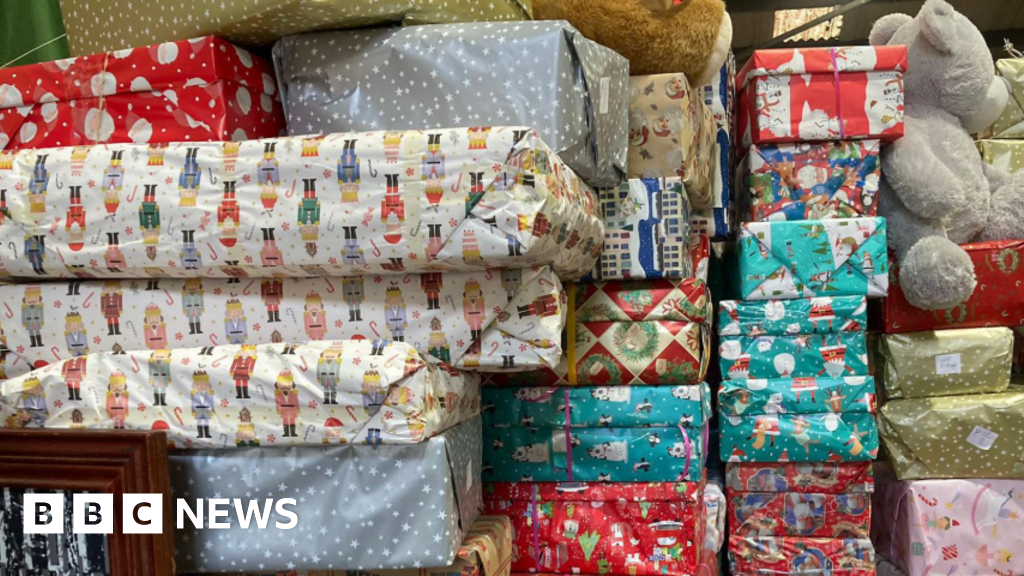 Drop off centre opens for shoebox appeal