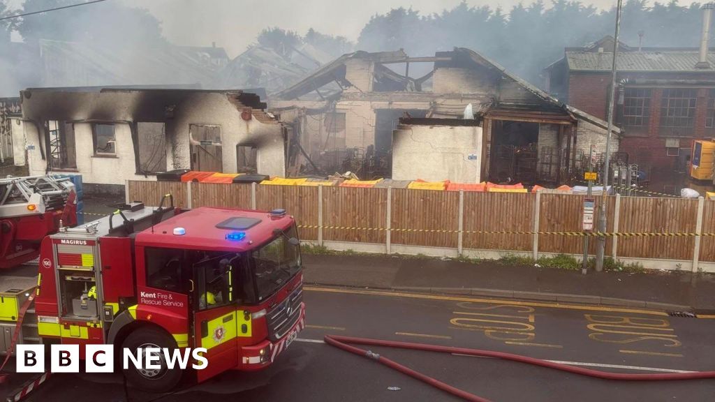 Ramsgate: Alert as fire service attends launderette fire