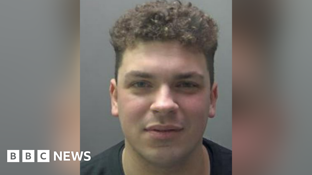 Ex-Met officer from Stevenage guilty of raping second woman - BBC News