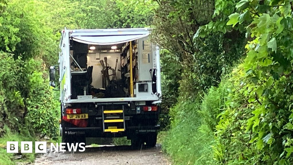 Man injured in Drakewalls explosion arrested - BBC News