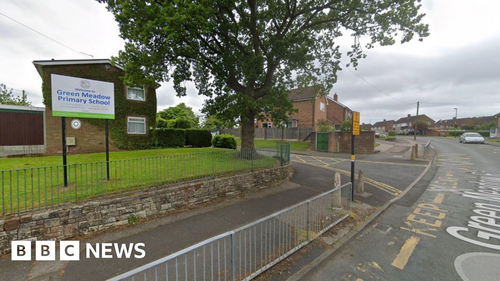 Birmingham: Green Meadow Primary School gets 'outstanding' rating - BBC ...