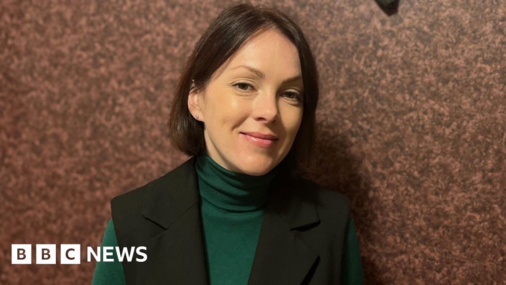 'I had to write my children's names on their hands' - BBC News