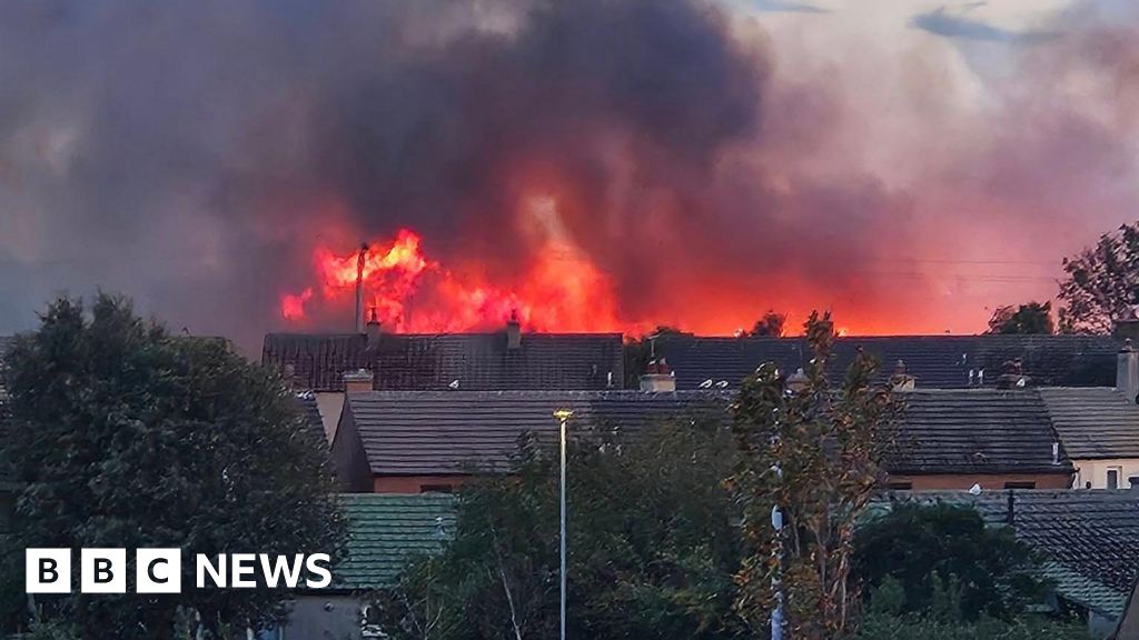 Fire crews tackle blaze at disused Lossiemouth quarry overnight