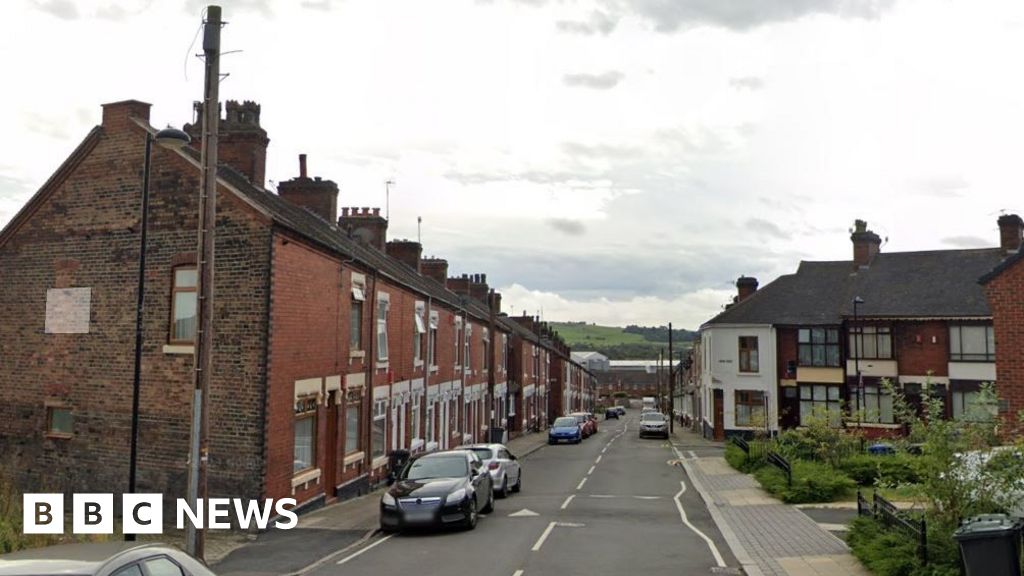 Arrest after woman seriously burned in Hanley house fire - BBC News