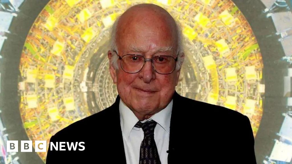 Professor Peter Higgs leaves Nobel Prize medal to Edinburgh University