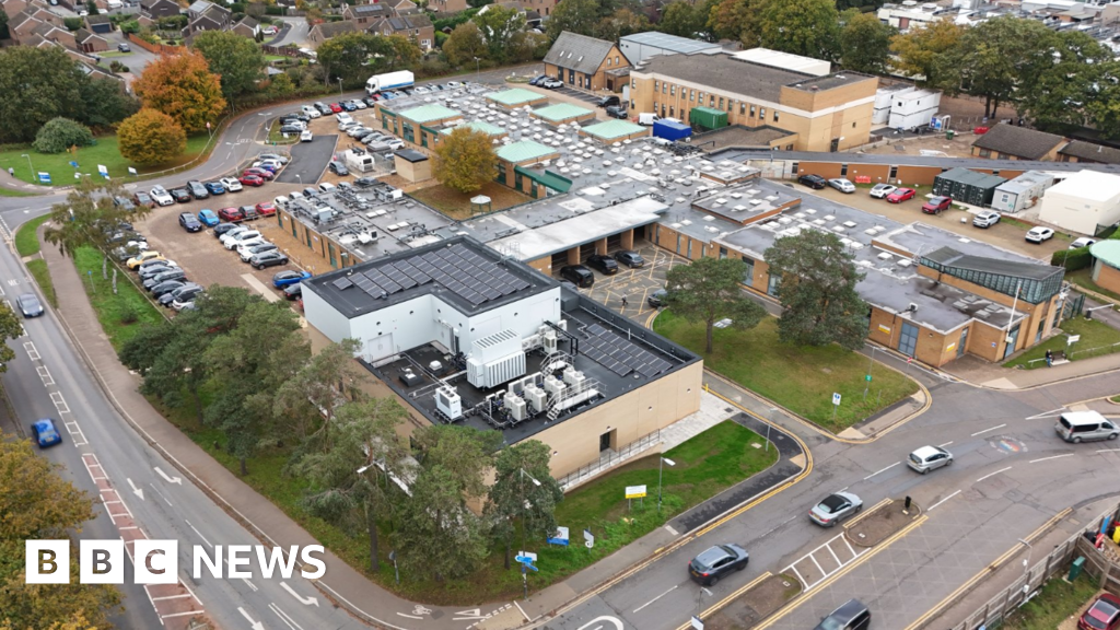 Digital letters cut King's Lynn hospital missed appointments