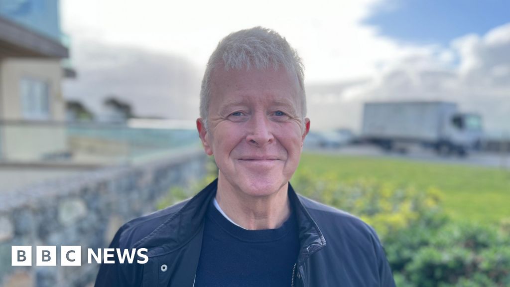 Outgoing Guernsey charities head hits out at States - BBC News