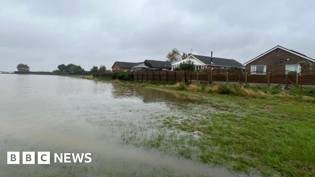 Lincolnshire repairs 'to cost £45m' after storms and flooding - BBC News