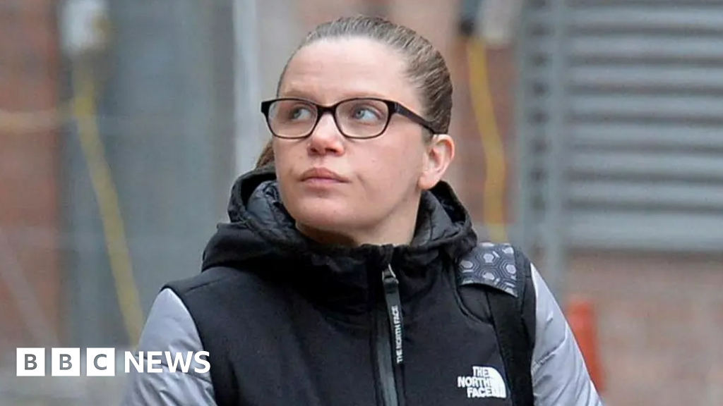 Woman who left boy in East Lothian wood without shoes avoids jail