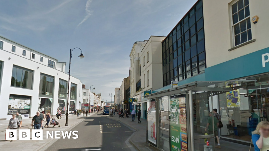 Woman arrested after a series of assaults in Cheltenham