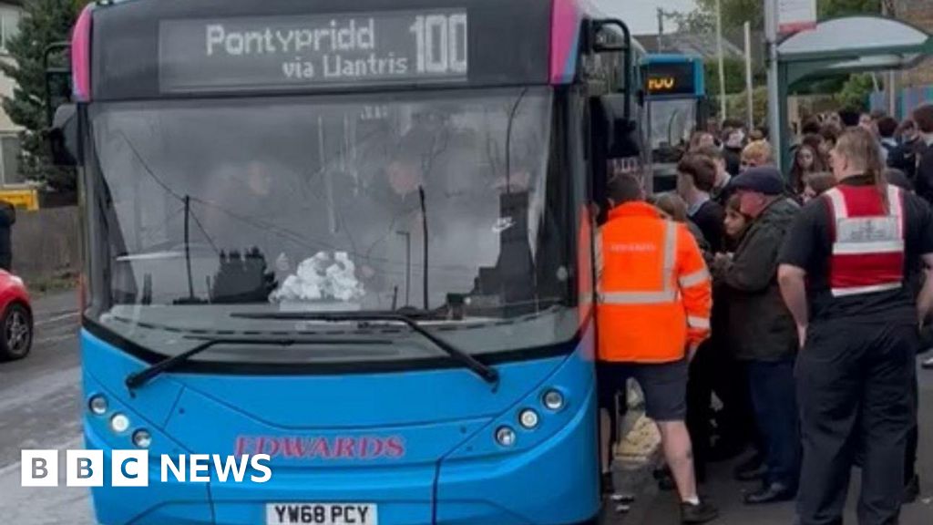 School bus changes across Wales cause 'carnage', parents say
