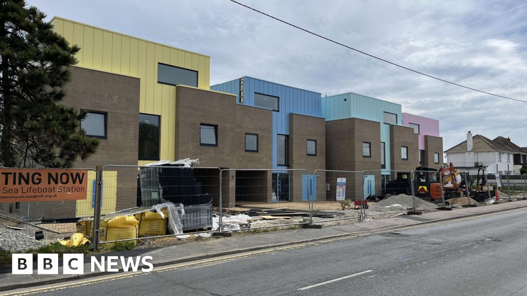 Colourful homes prove controversial in Kent seaside village Greatstone