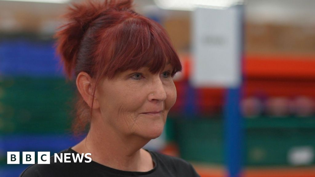 Colchester Foodbank's urgent plea to find a new home - BBC News