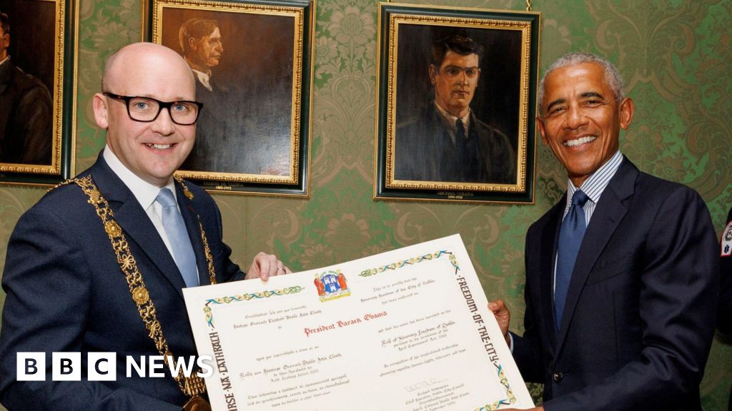 Barack Obama: Former US President is awarded Freedom of the City of Dublin