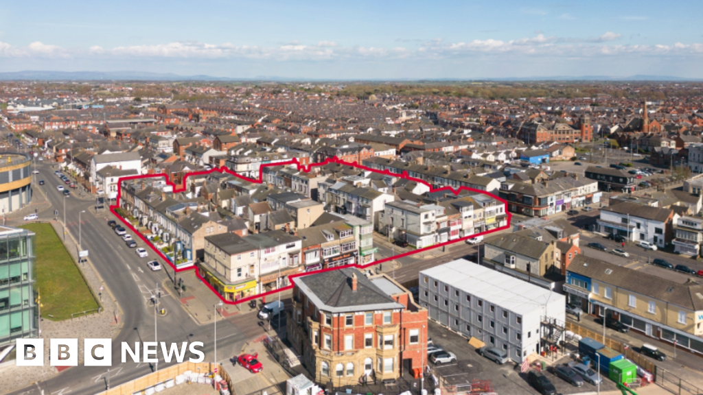 Blackpool Council moves to buy up houses for new £65m uni site - BBC News