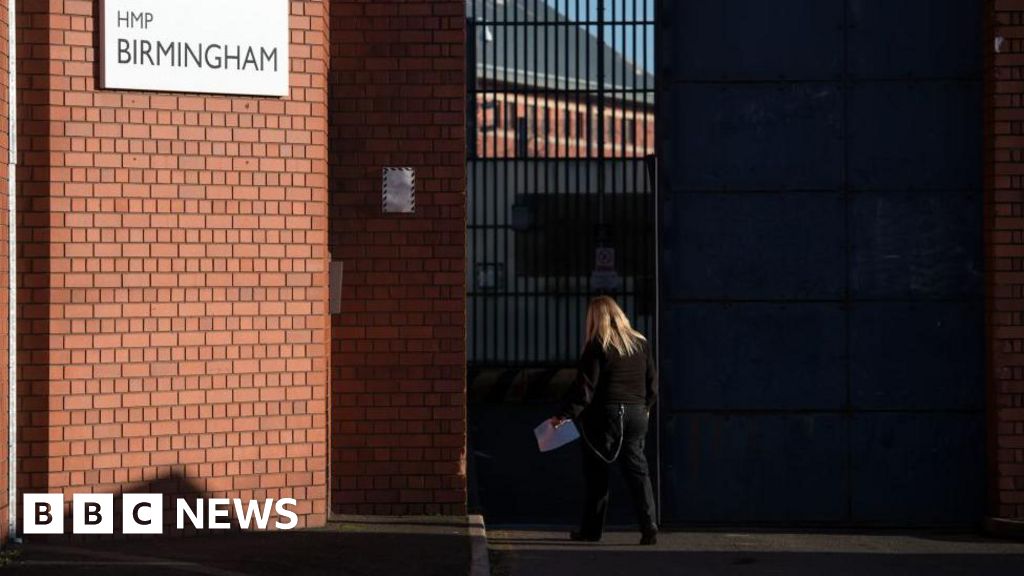 Marked improvement at HMP Birmingham once dubbed 'hell hole' - BBC News