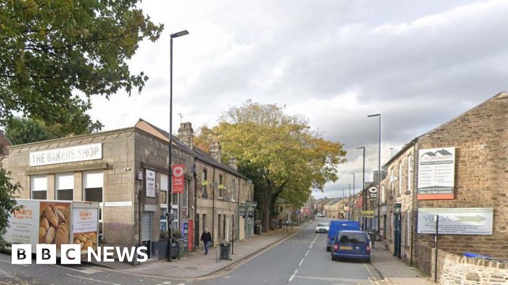 Former Walkley bakers to be turned into flats - BBC News