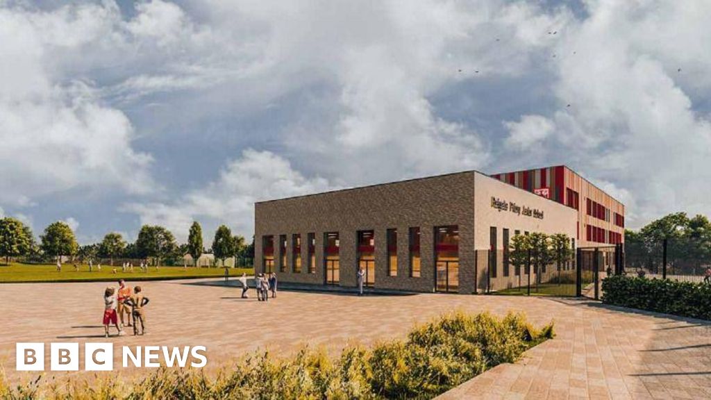 Reigate: Company collapse extends school move uncertainty