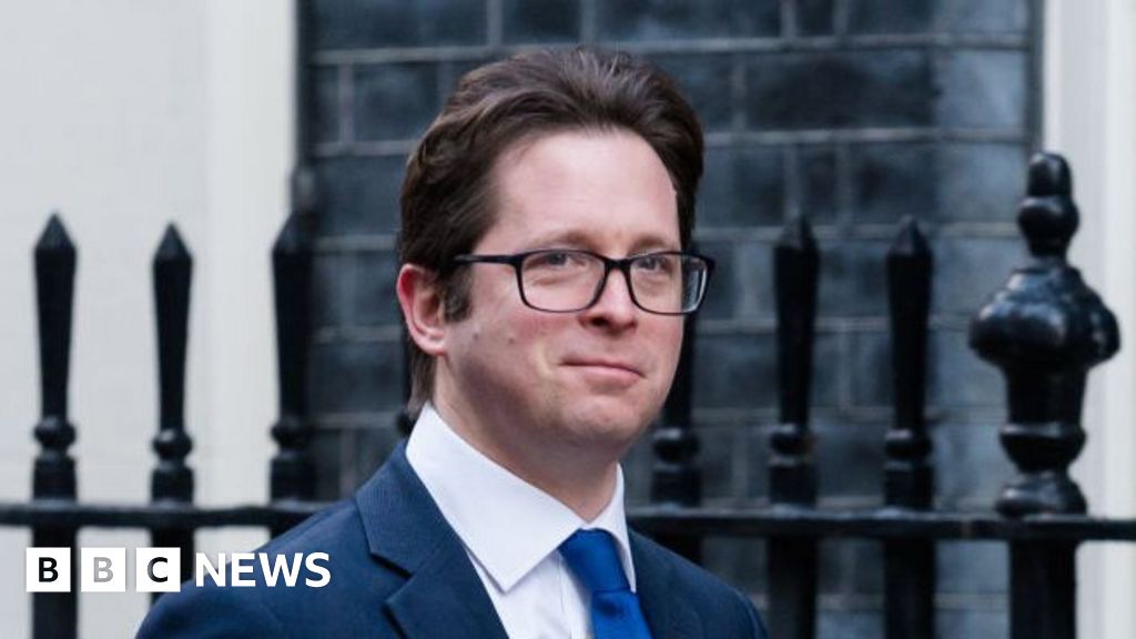 Alex Burghart says Labour 'nervous' of advocating for union - BBC News