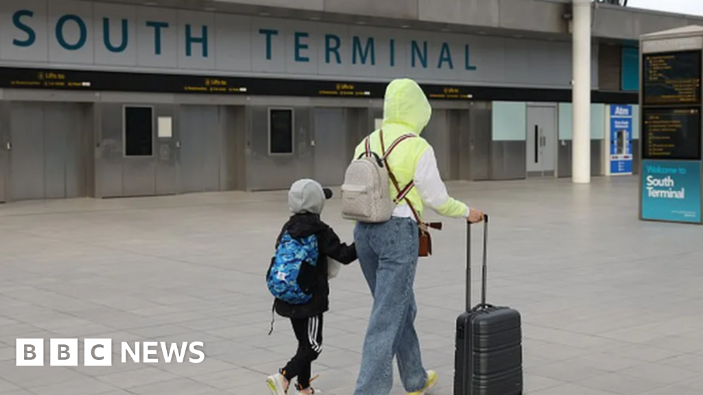 Gatwick issues warning after rise in rogue meet-and-greet parking ...