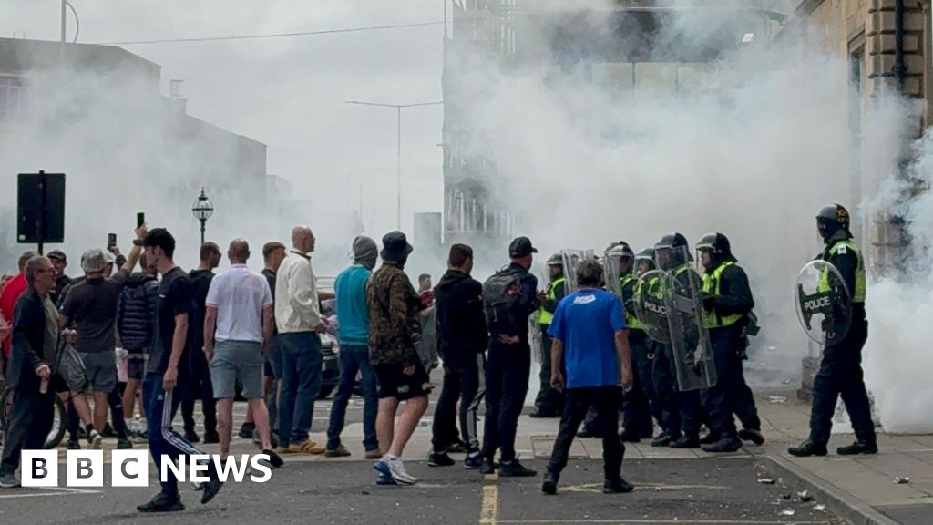 Hull riot: Three jailed for 'utterly deplorable' violence