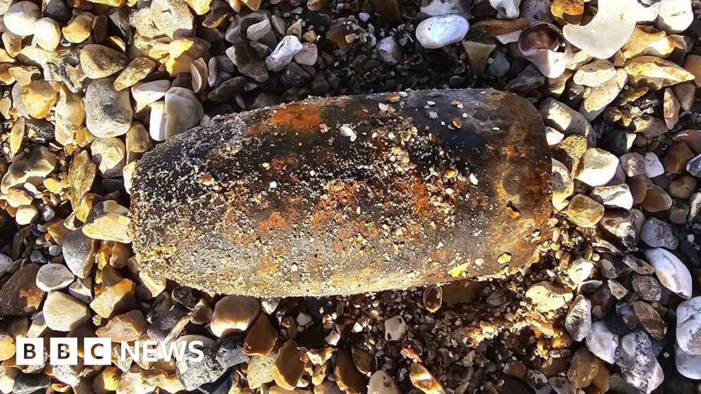 West Sussex: Controlled explosion on suspected ordnance - BBC News