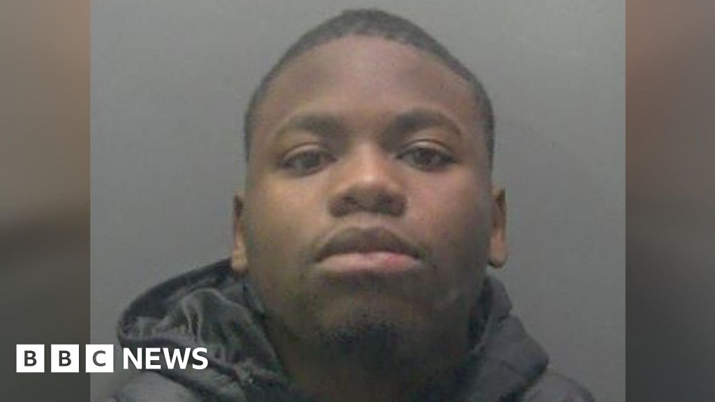 Dealer found with drugs at 'closed' Peterborough flat is jailed - BBC News