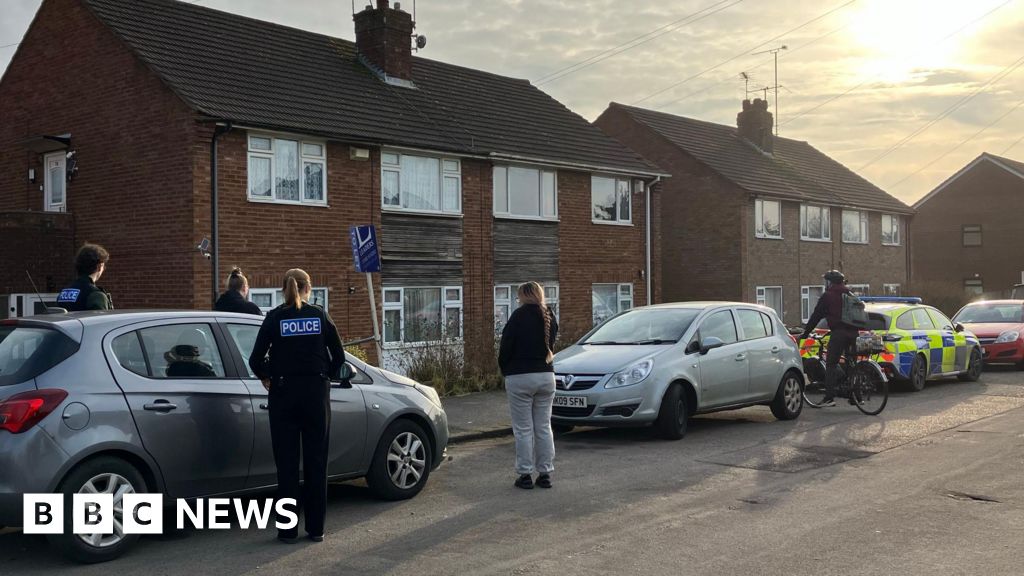 Police responding to 'serious incident' at house in Luton