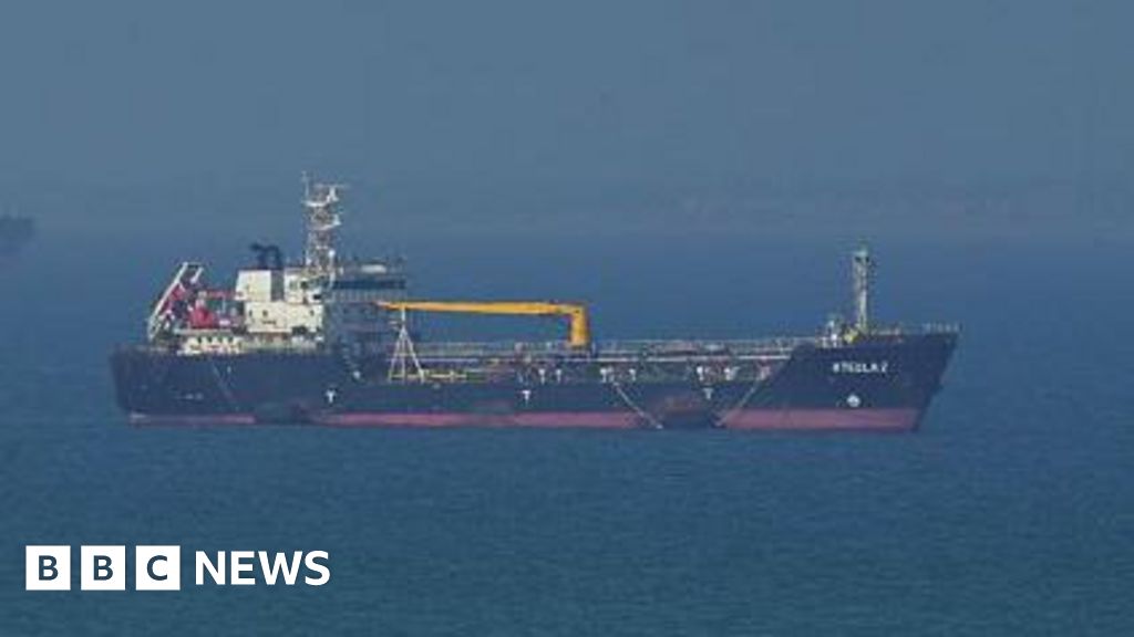 Why and how is US blockading Iranian ports in Strait of Hormuz?