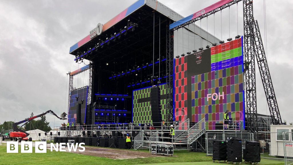 Line-up for Radio 1's Big Weekend 'strongest we've ever had' - BBC News