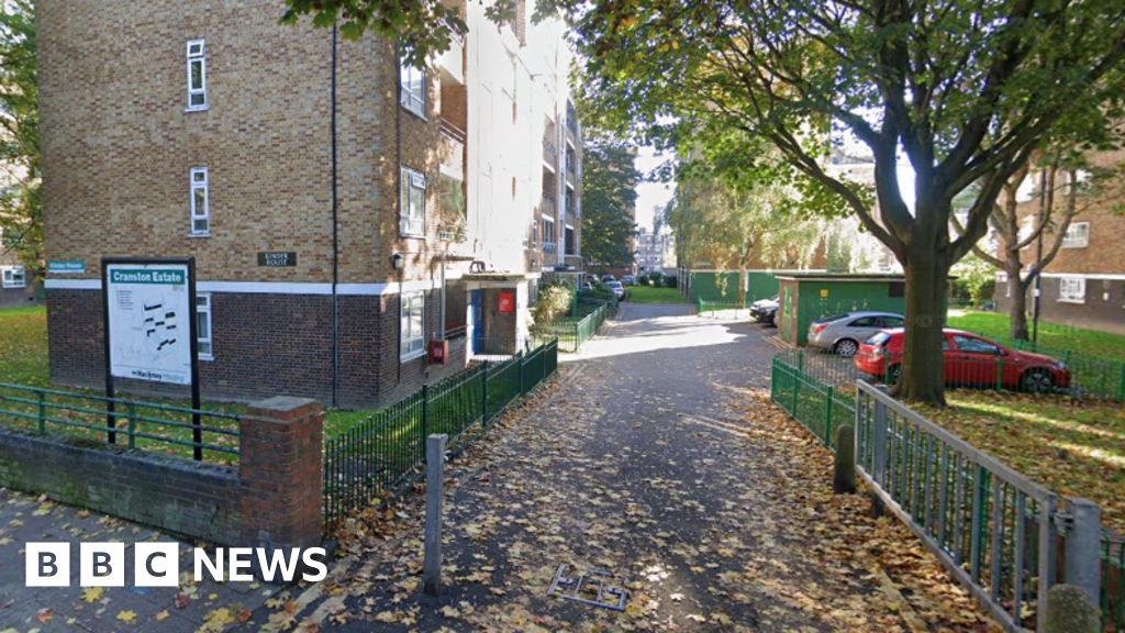 Hackney: Hundreds suffer heating issues on east London estates