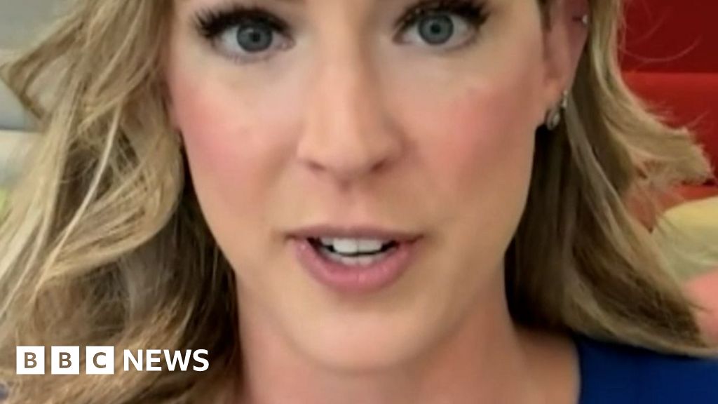 How's the Boston weather for fans and players? - BBC News