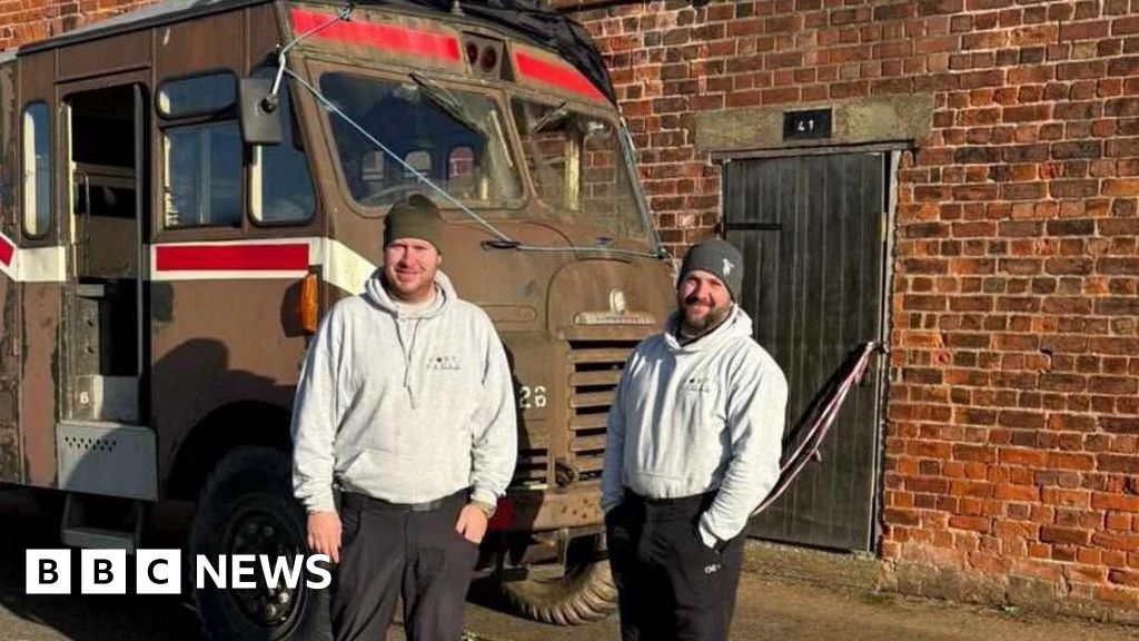 WW2 air raid shelter wanted for Fort Paull attraction near Hull - BBC News