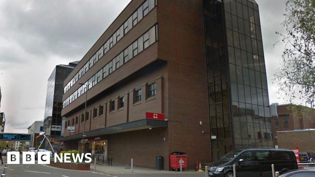 Woking: New tower block in town centre approved by council