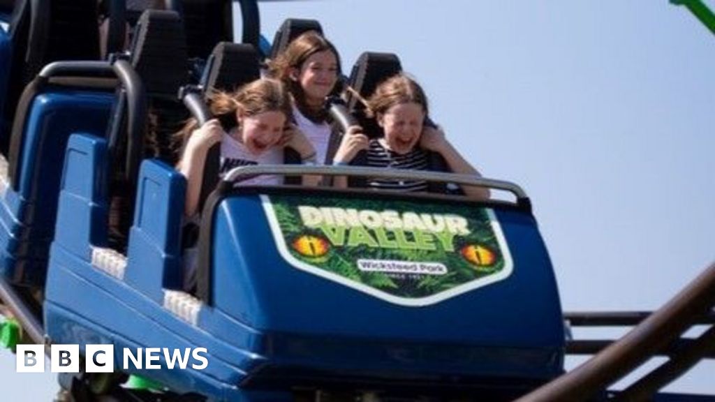 Kettering's Wicksteed Park 'different' to Universal's plans - BBC News